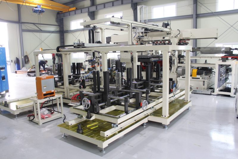 Servo Lock Seaming Machine for Automotive Resonators - J&C ENG